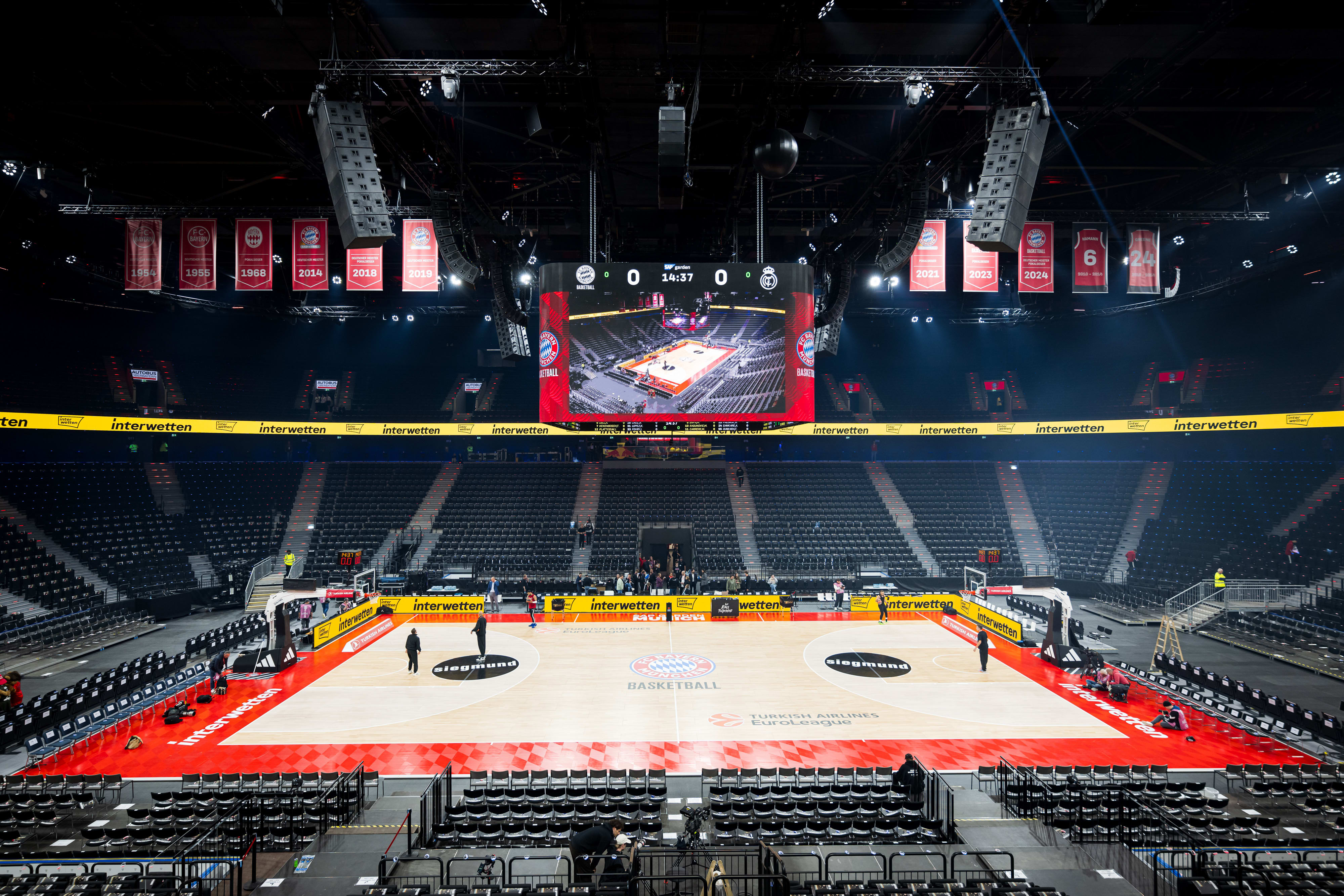 Outdoor Basketball Stadium WashU Unveils New Field House Court